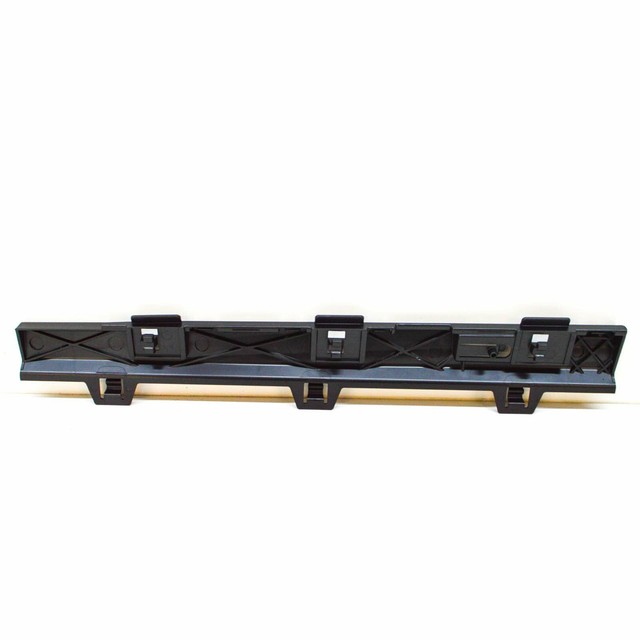 BMW 4 Series 440i F32 F82 Side Skirt Mount Bracket 51777285788 for sale ...