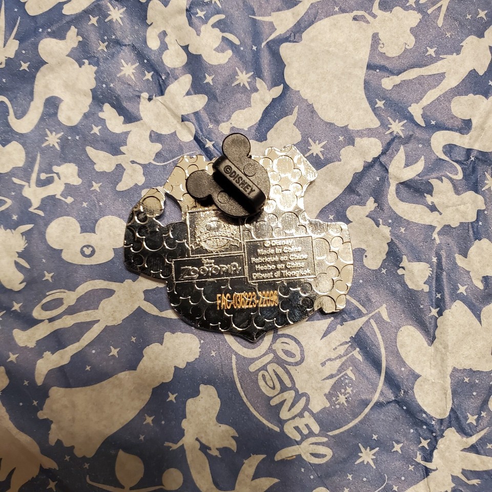 Disney Pin 2022 Zootopia ZPD Police Mystery: Chief Bogo | eBay
