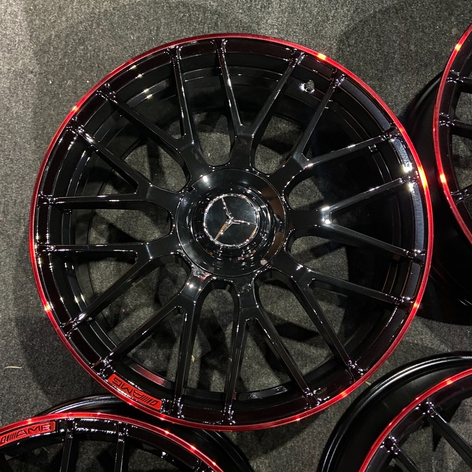 Ex Display 19" Mercedes AMG C63S Style Black Red lip Alloys 8,5J ET45 ...