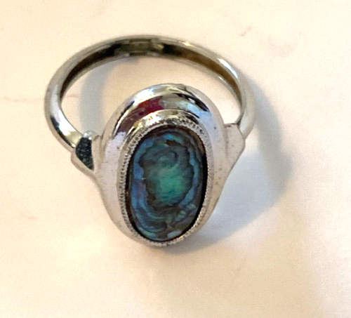VTG AVON FAUX ABALONE MOTHER OF PEARL RING OVAL SHAPE SIZE 7 SILVER ...