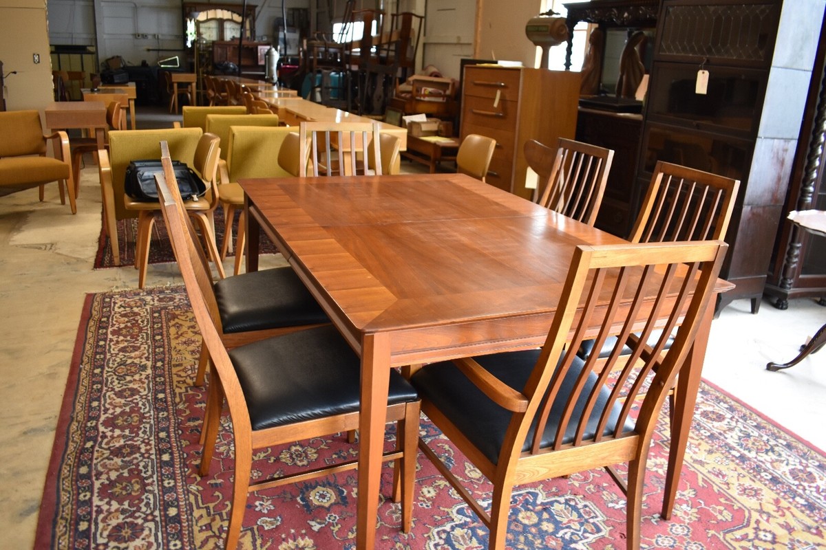 Lane Dining Room Table