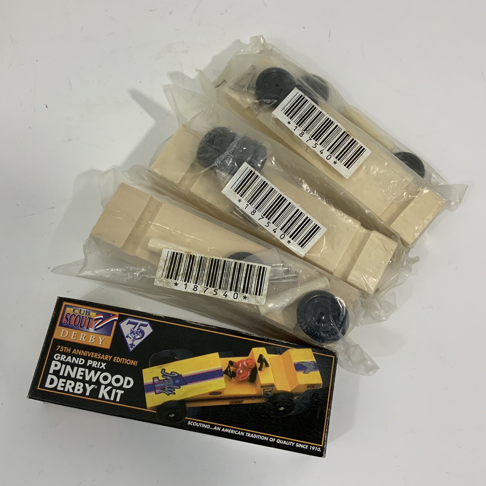 Pinewood Derby Kit 75th Anniversary Cub Scout Derby Grand Prix With 3 ...