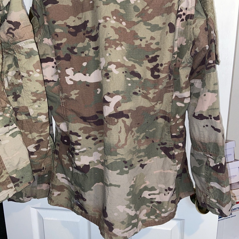 authentic U.S. Military Issue Flame Resistant Army Combat Uniform (ACU ...