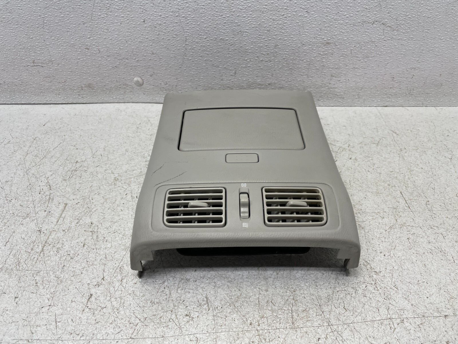 2011-2019 Infiniti M37 M56 M35h Q70 Center Console Rear A/C Vent Cover ...