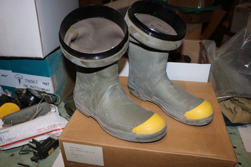 NOS USGI POTMC protective boots M2A1 type II size 10 space boots | eBay