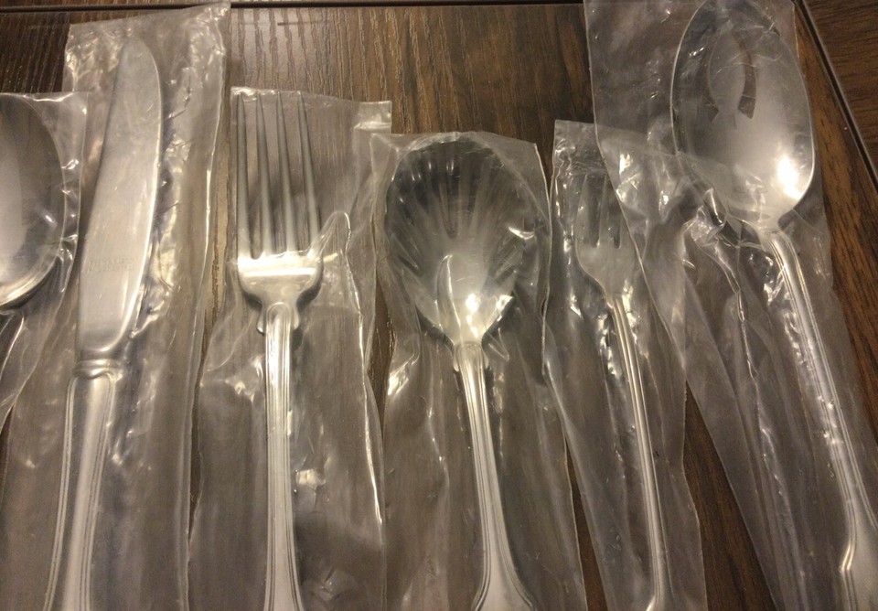 Reed & Barton - COLONIAL SHELL (1961) - Stainless Flatware * YOUR ...