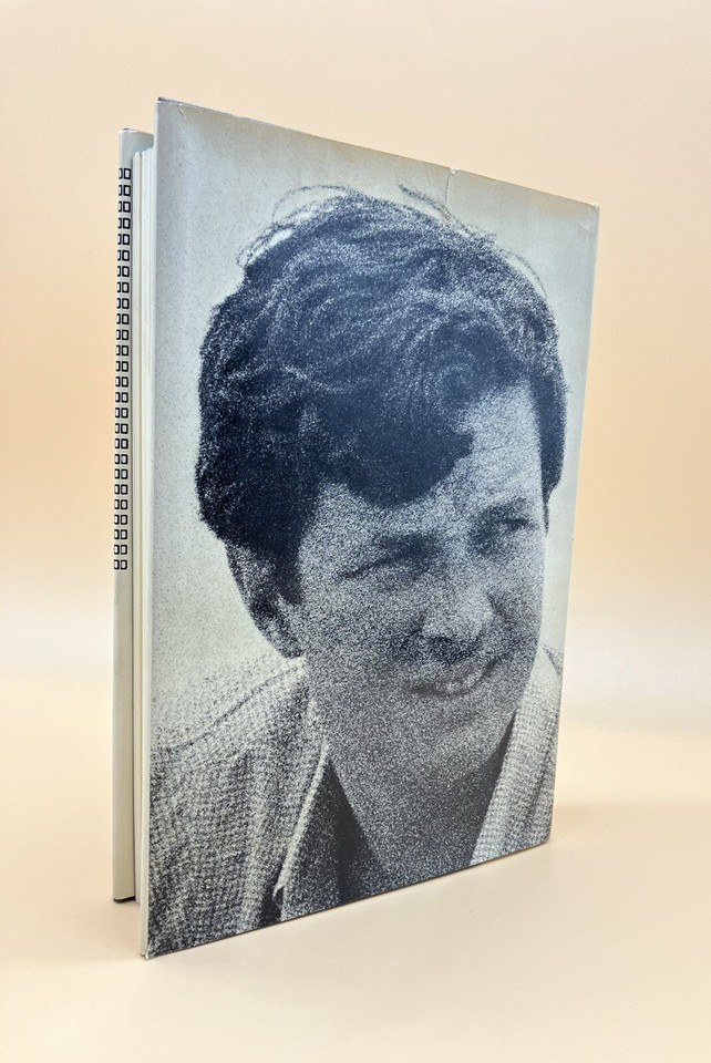 THE ANDROMEDA STRAIN First Edition Michael Crichton 1969 BOMC dust ...