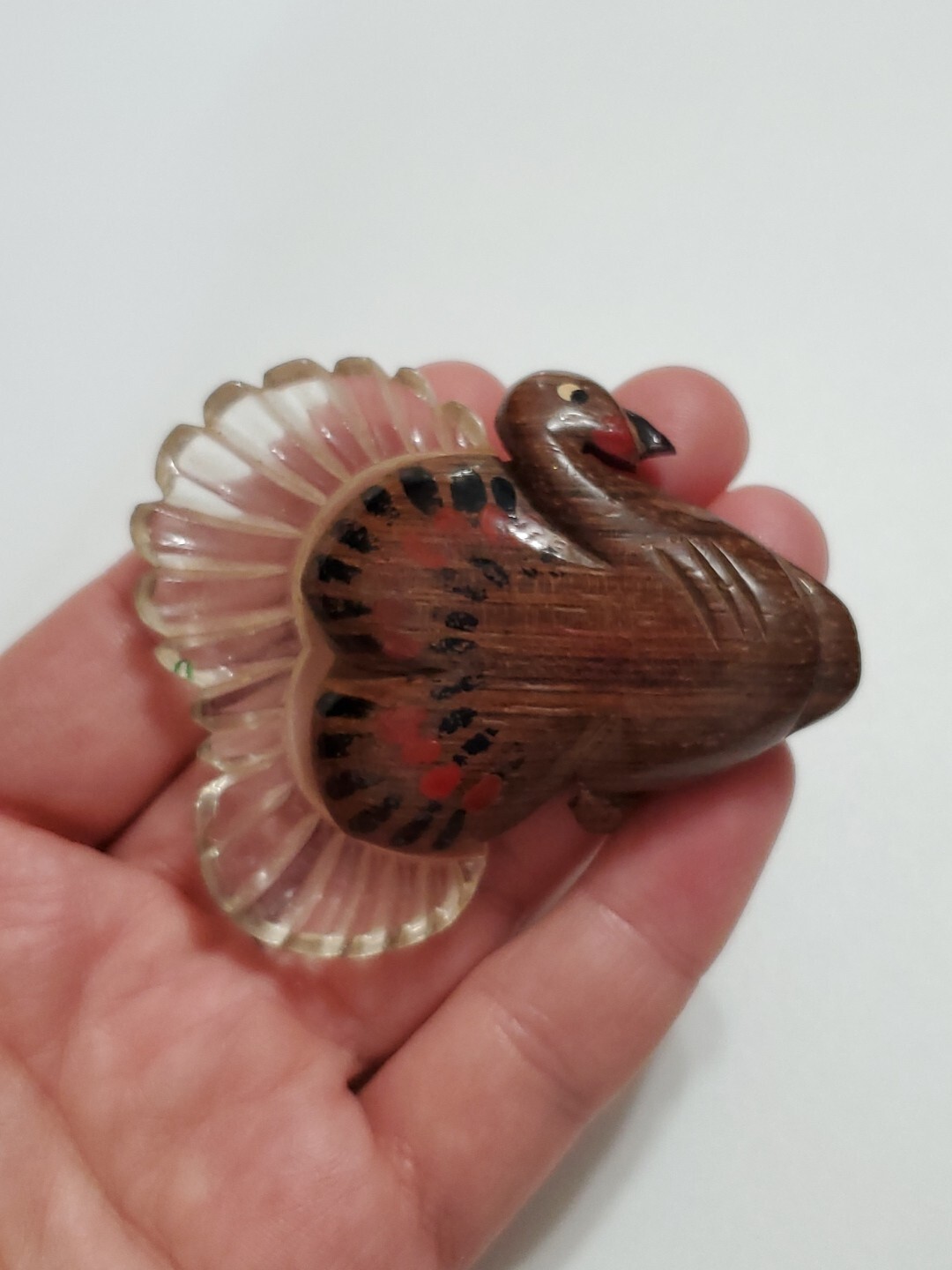 VINTAGE CARVED LUCITE WOOD PAINTED THANKSGIVING TURKEY FIGURAL PIN ...