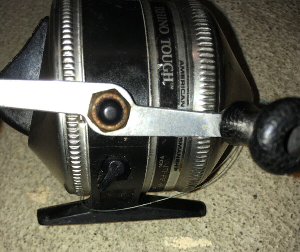 Zebco 33 RHINO TOUGH SPINCASTING FISHING REEL USA MADE 1989 | eBay