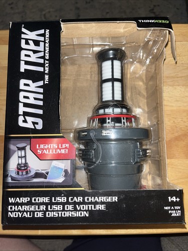 Star Trek Warp Core USB Car Charger Lights Up Think Geek Collectible ...