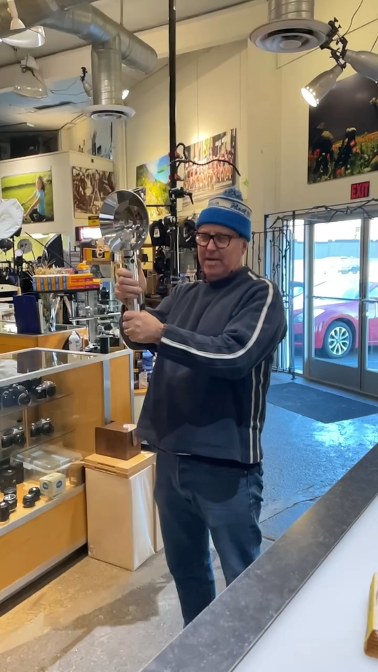 GRAFLEX 3 CELL RED BUTTON FLASH GUN VERY CLEAN WORKS STAR WARS LIGHT ...