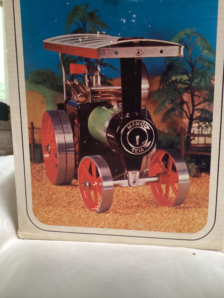 AN FINE VINTAGE MAMOD TE1A LIVE STEAM TRACTION ENGINE WITH BOX AND ...