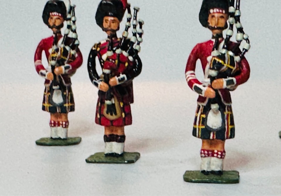 Heyde or German 40-45mm Black Watch Bagpipers Set of 9 Hand-Painted ...