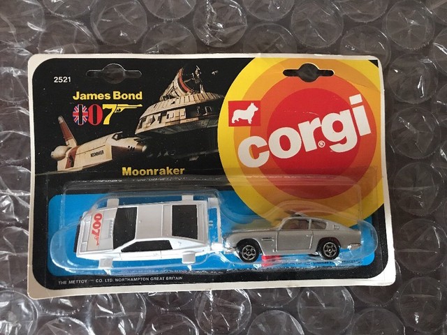 Corgi 65001 James Bond 007 Collection Lotus Esprit & Jaws Figure Set ...