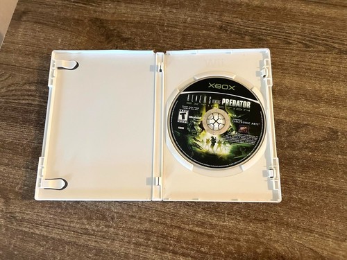 Aliens vs Predator Extinction (Xbox, 2003) DISK ONLY! Tested & Working ...