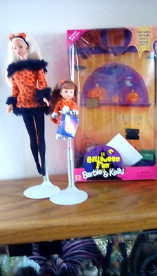 HALLOWEEN FUN BARBIE AND KELLY GIFT SET 1998 CAUCASIAN | eBay