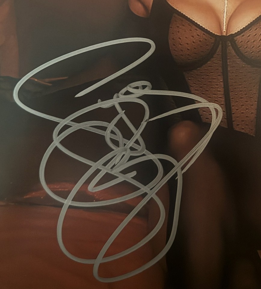 Sydney Sweeney Good Jeans/Genes Actress signed 8x10 photo read description | eBay