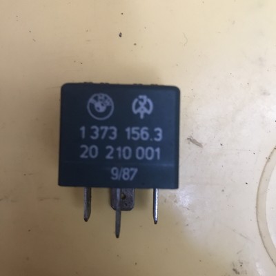 BMW E30 3 Series Control Unit Relay 1373912.3 13739123 | eBay