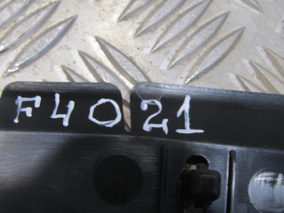 19 On Toyota RAV4 Mk5 Radiator Support Bracket Genuine P/N 16592-25040 ...