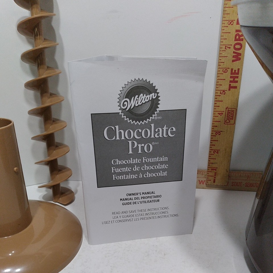 Wilton Chocolate Pro Chocolate Fountain, Model No. TL-094, Holds 4 lbs ...