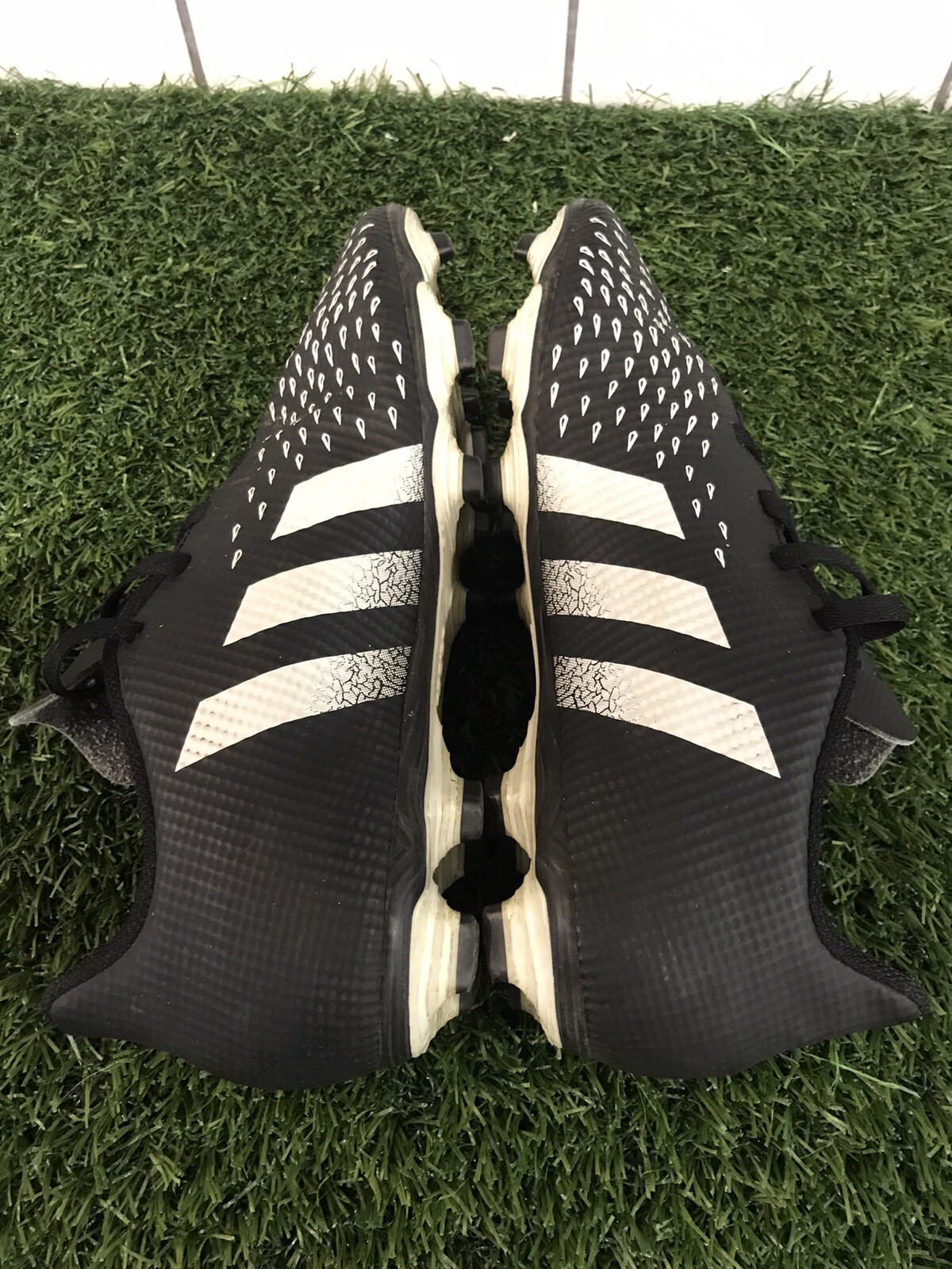 Adidas Predator Soccer Cleats White & Black SGC 753002 US Mens Size 5 ...
