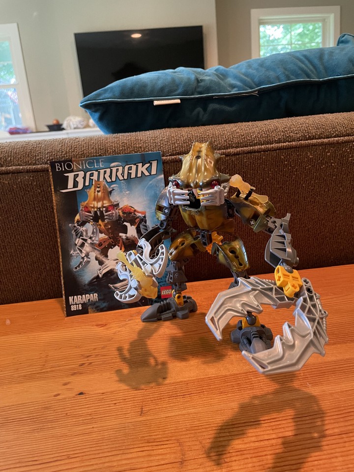 LEGO BIONICLE: Carapar (8918) 100% Complete, Great Condition With ...