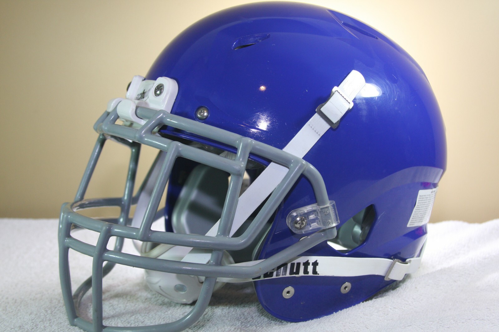 2017 Adult Schutt VENGEANCE VTD II Med Football Helmet Nice Condition ...