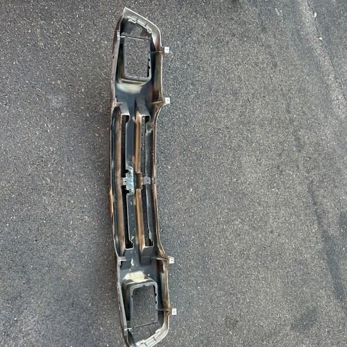 Plastic Front Grille Shell Assembly w/Emblem Provision for 94-97 Chevy ...