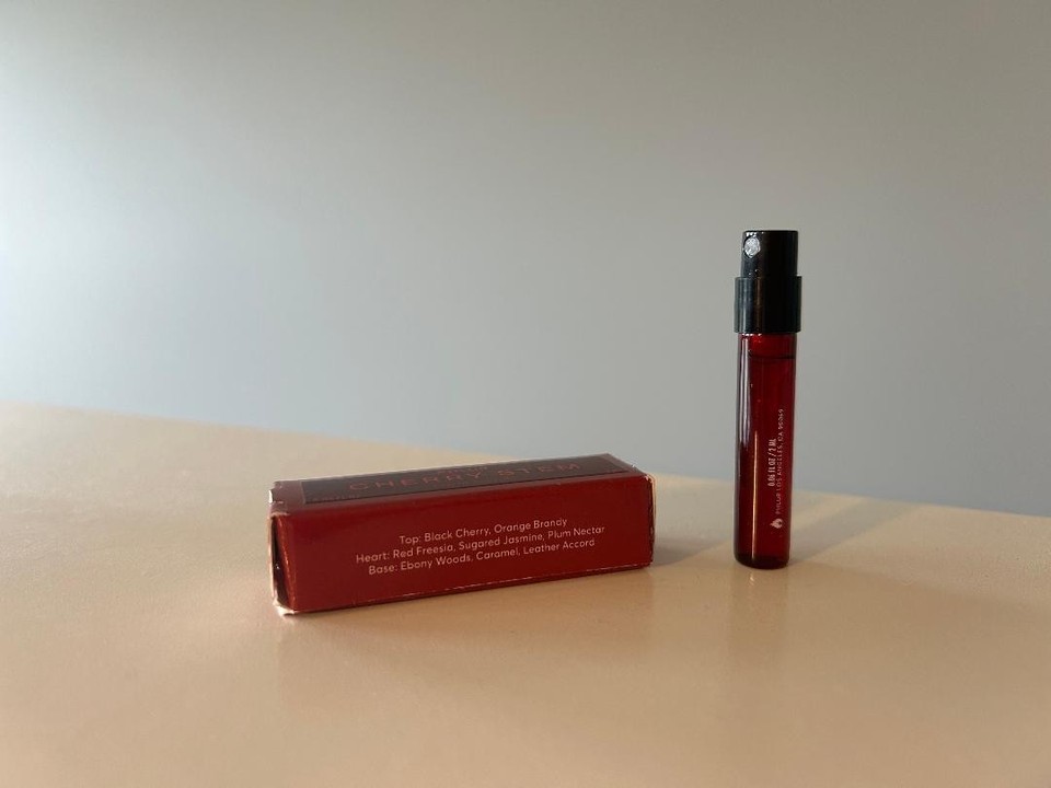 Phlur Fragrance Sample Spray .06/2 ml You Choose! Buy more and save ...