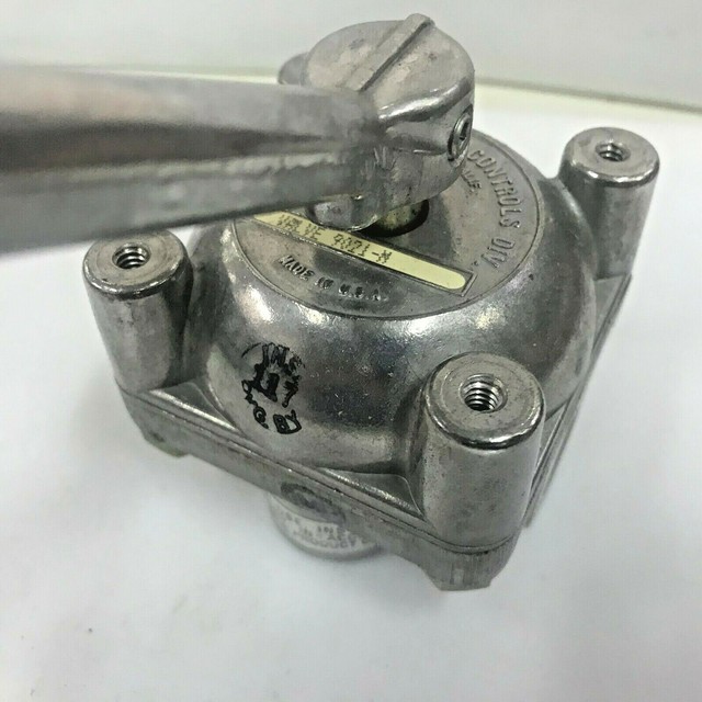 Barksdale 9021-m Closed Center Pneumatic Directional Control Valve for sale online | eBay