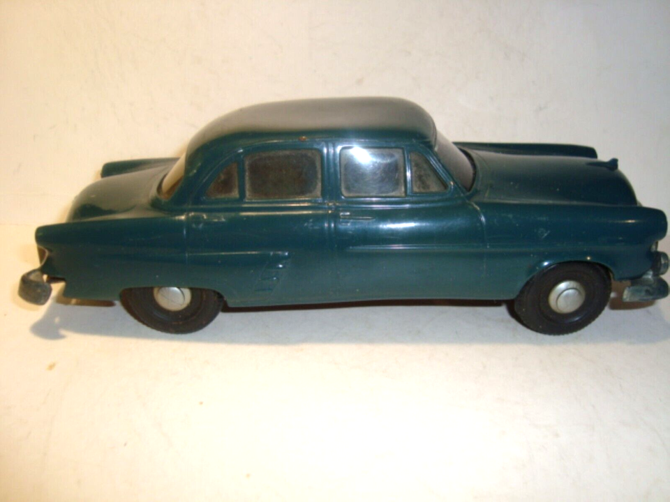 AMT 1952 Ford Customline 4 DR Sedan Dealer Promo Model Car | eBay