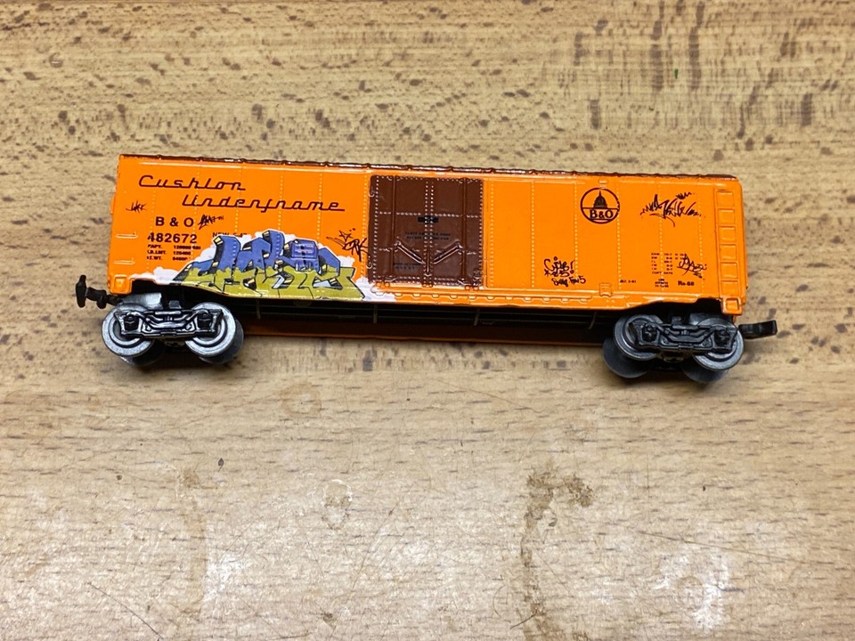 Vintage Model Train Box Car Cushion Underframe B&O 482672 Metal | eBay