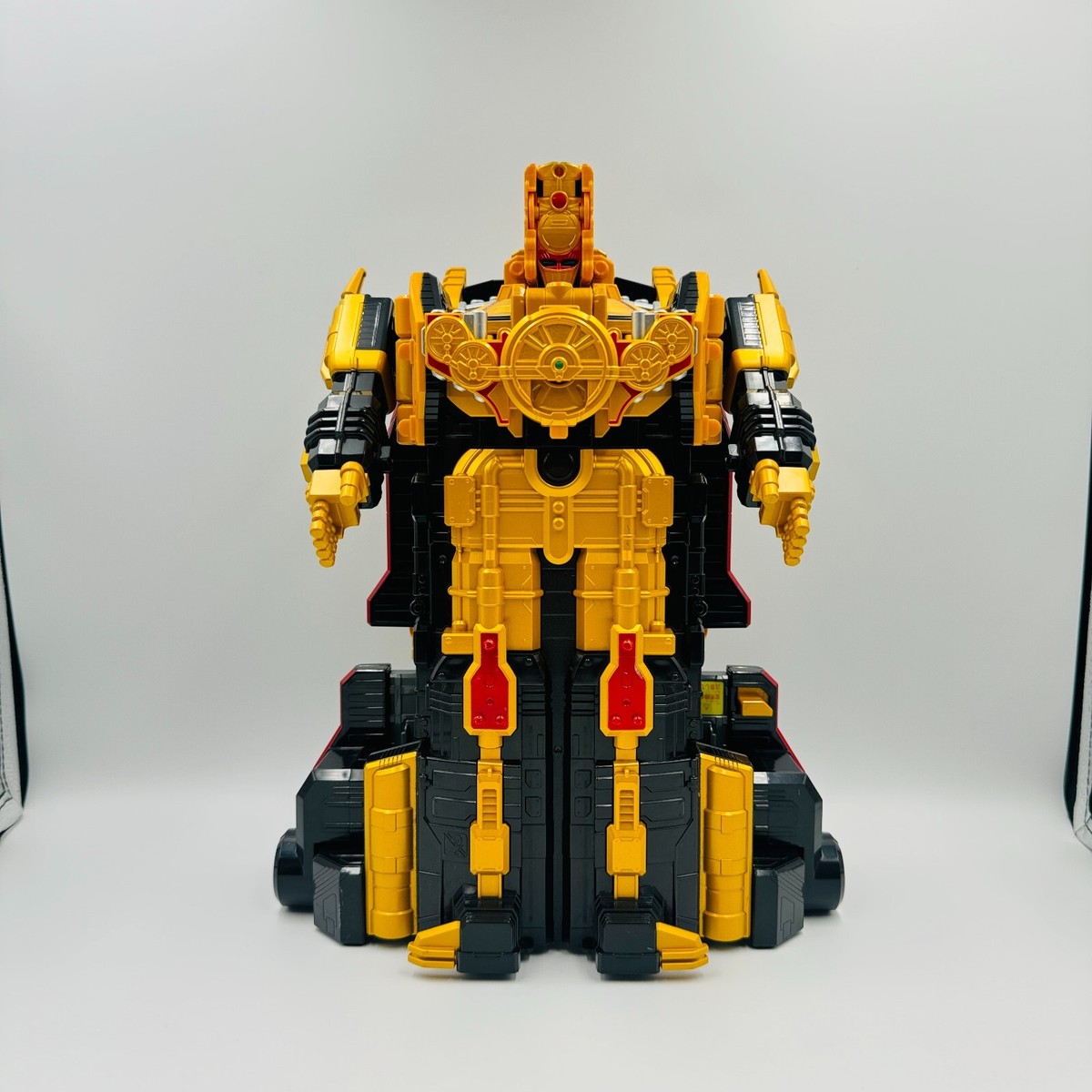 Ressha Sentai Tokkyuger Mecha Vintage Super Sentai: Kaitou Sentai