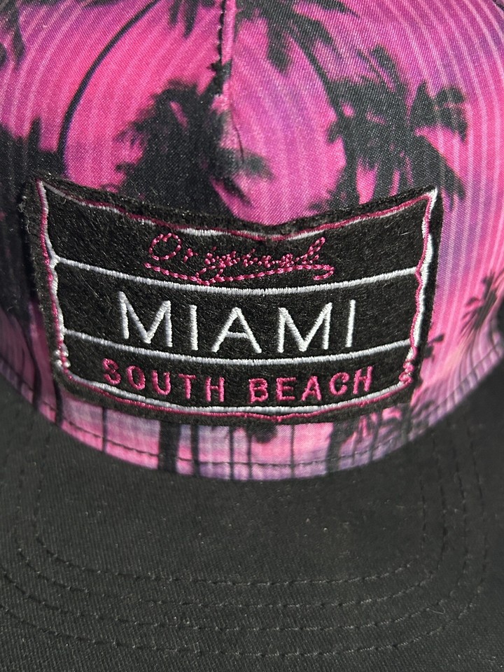 VERY COOL ROBIN RUTH ORIGINAL MIAMI SOUTH BEACH IN VERY GOOD CONDITION ...