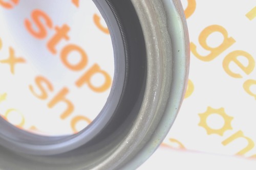 FORD RANGER 2.5TD, MAZDA B2500 2.5TD GEARBOX REAR DIFF AXLE PINION OIL ...