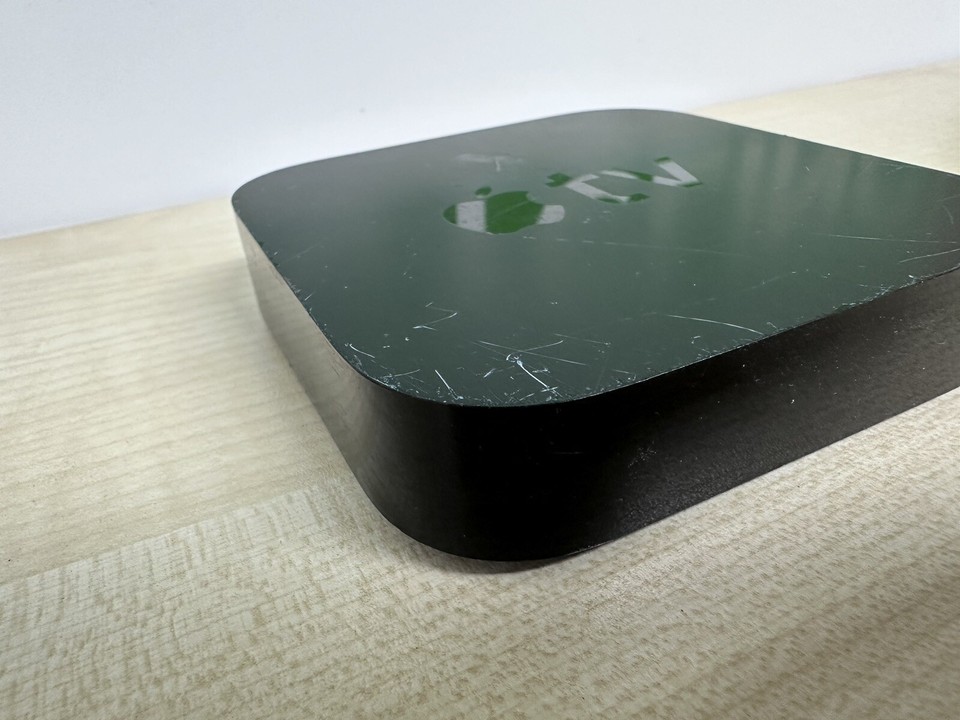 Apple TV 3rd Generation HD Media Streamer A1427 Includes mains lead ...