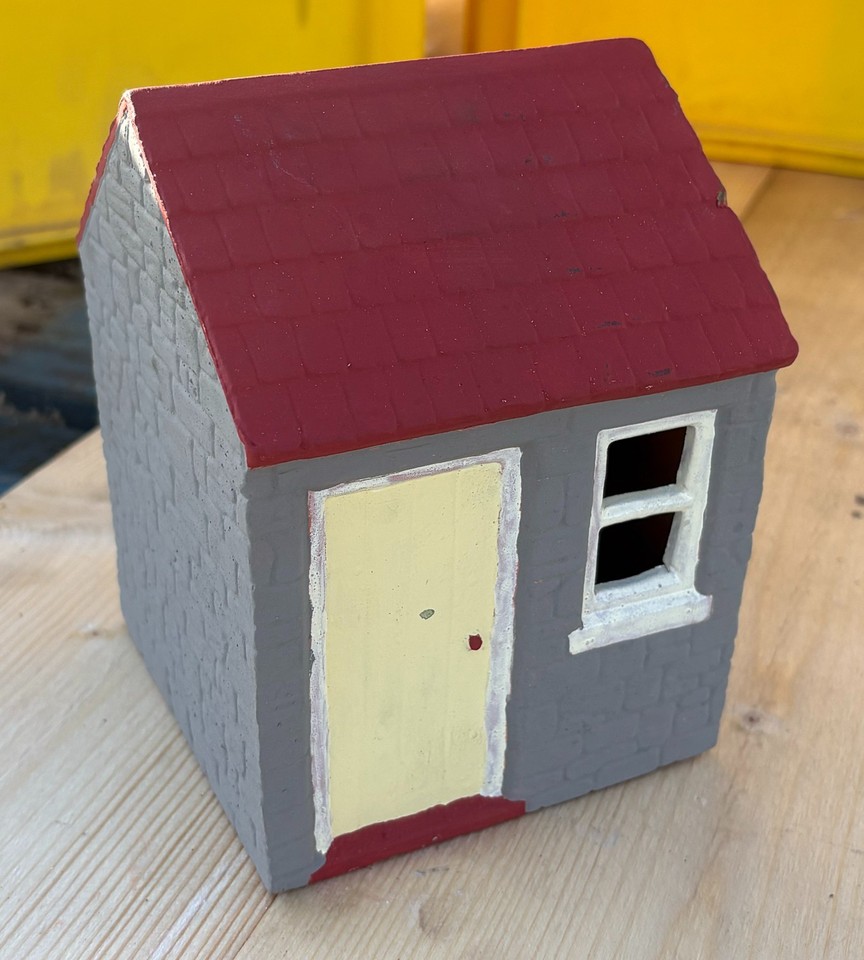 Garden railway pottery buildings SM32/16mm scale | eBay UK