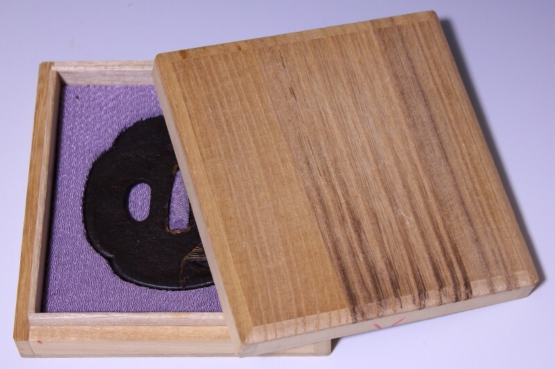 Japan Antique Edo Kinko tsuba 劉備図 katana sword koshirae Nihonto samurai ...