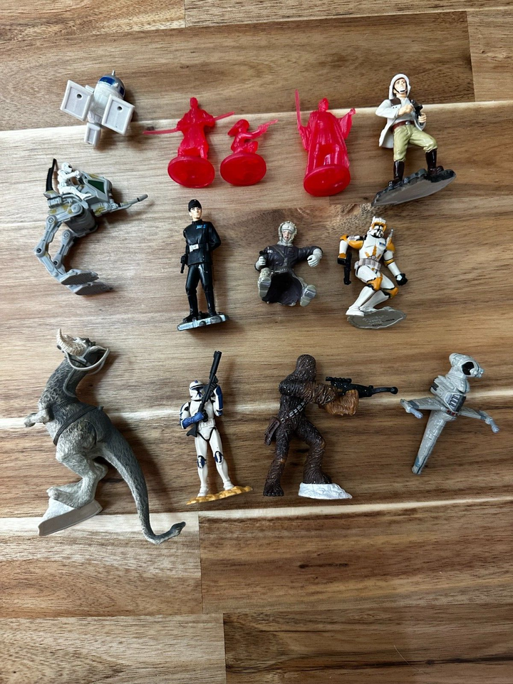 8 Mini Star Wars Figures LFL Disney 2004-2006 R2D2 Chewbacca Taan Taan ...