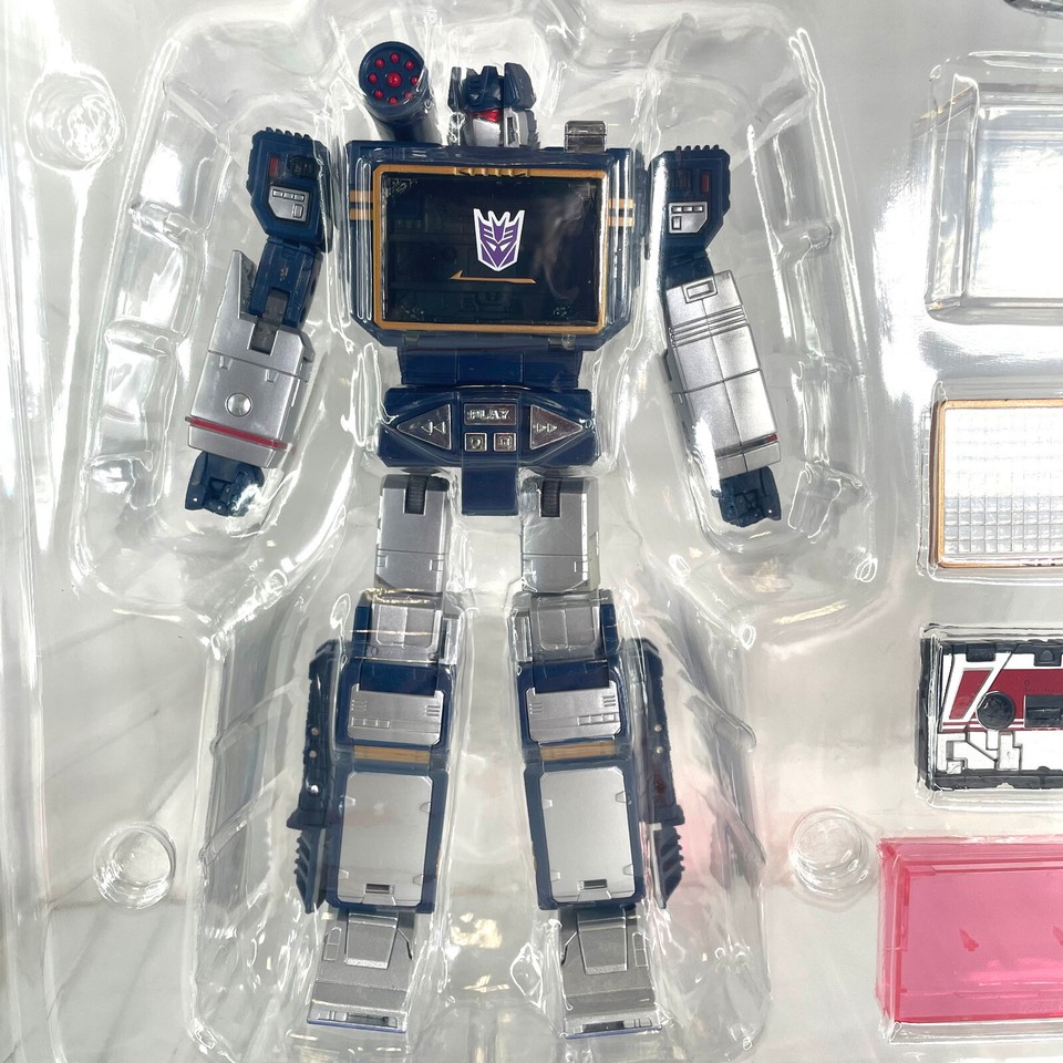 Transformers Toy Masterpiece MP-13 Soundwave w/Laserbeak Cassette In ...