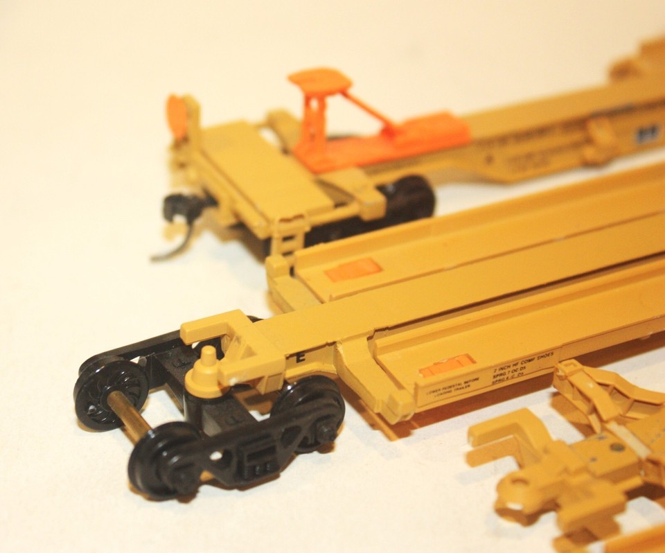 HO scale Athearn A/P spine cars 5 car set | eBay