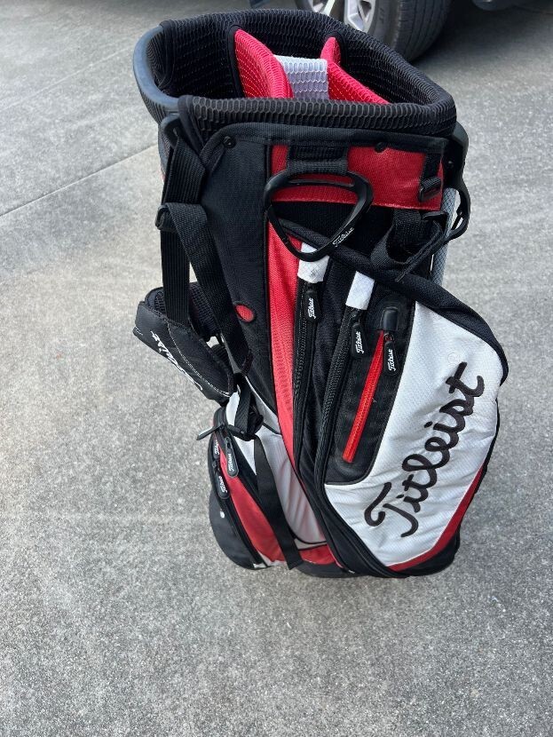 Titleist Stand Bag 4 Way - Excellent Condition - Streamsong Logo | eBay