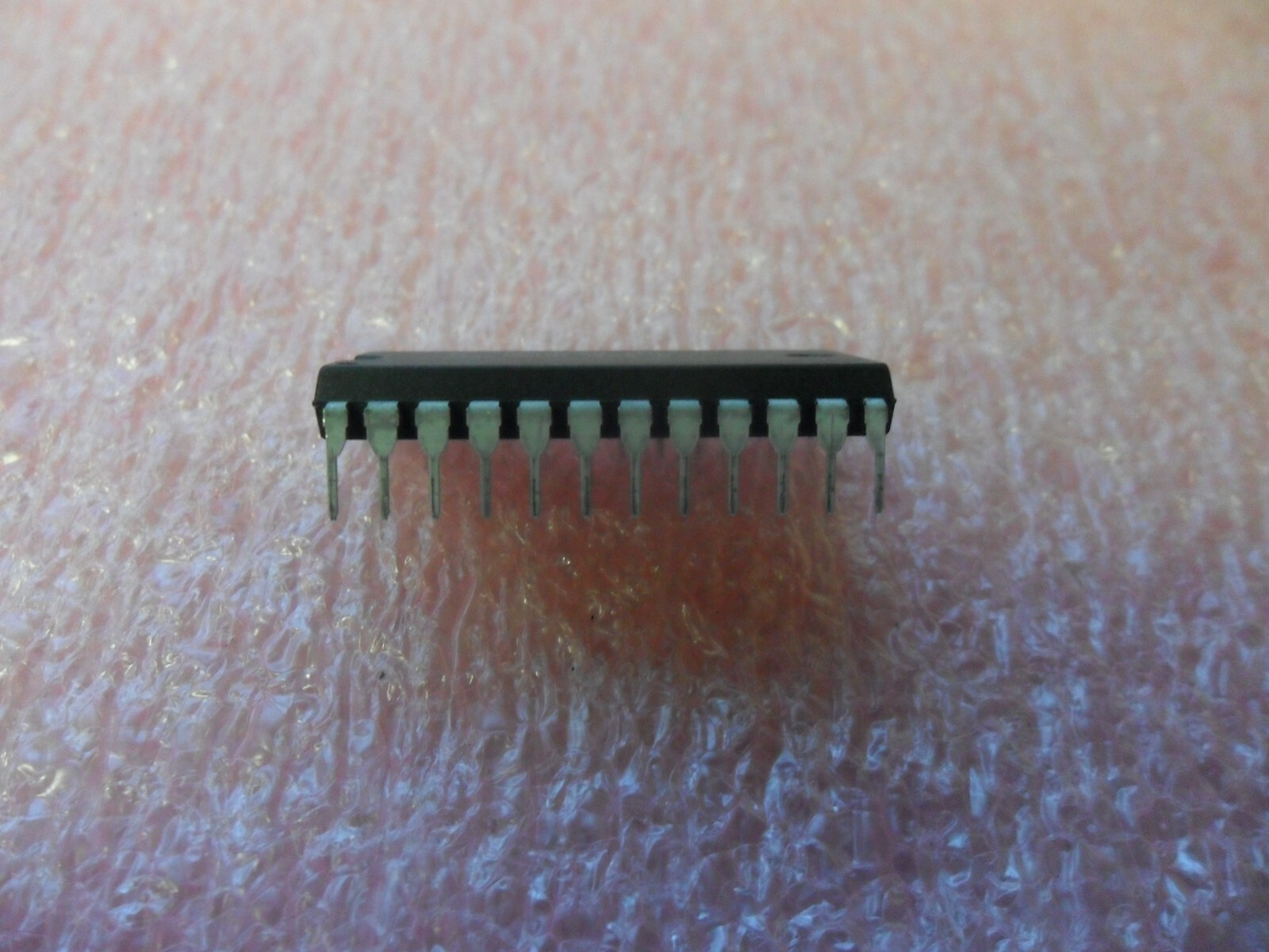 MB8128-10, IC 2K x 8 SRAM 100NS 24-PIN DIP (LOT OF 1) | eBay