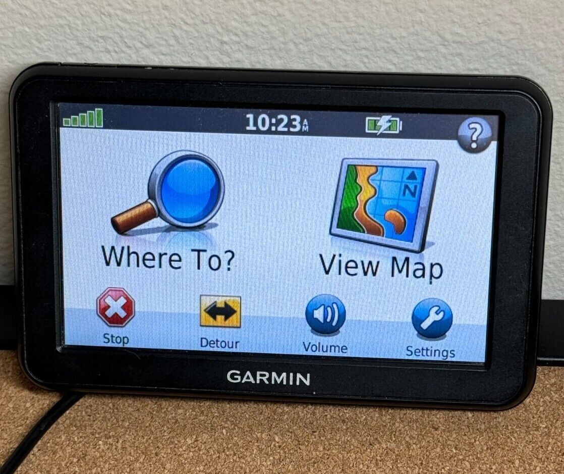 Garmin NUVI 50LM GPS Navigation Black 5.5" LCD SCREEN & CAR CHARGER ...