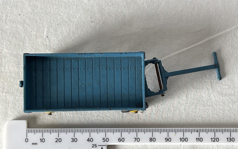 SPARES REPAIRS Vintage PLAYWORN DINKY 4-WHEEL HAND CART Toy Car 105c ...