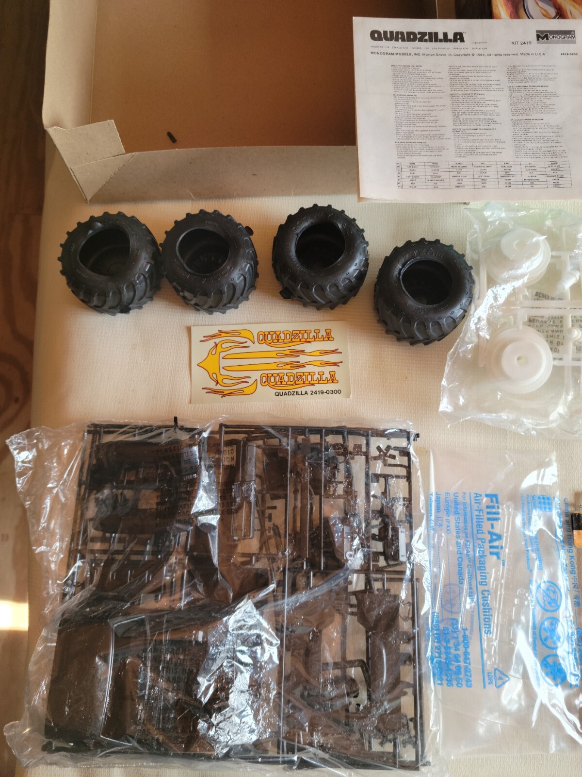 Monogram Quadzilla 4X4 Pickup Truck Plastic Model Kit#2419 1:24 Scale ...