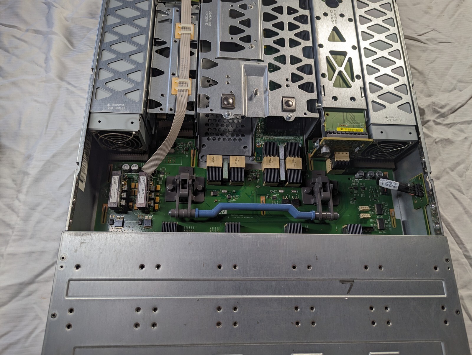 HP MSA70 w/ 15k upgraded SAS Drives StorageWorks 418800-B21 (25x 146GB ...