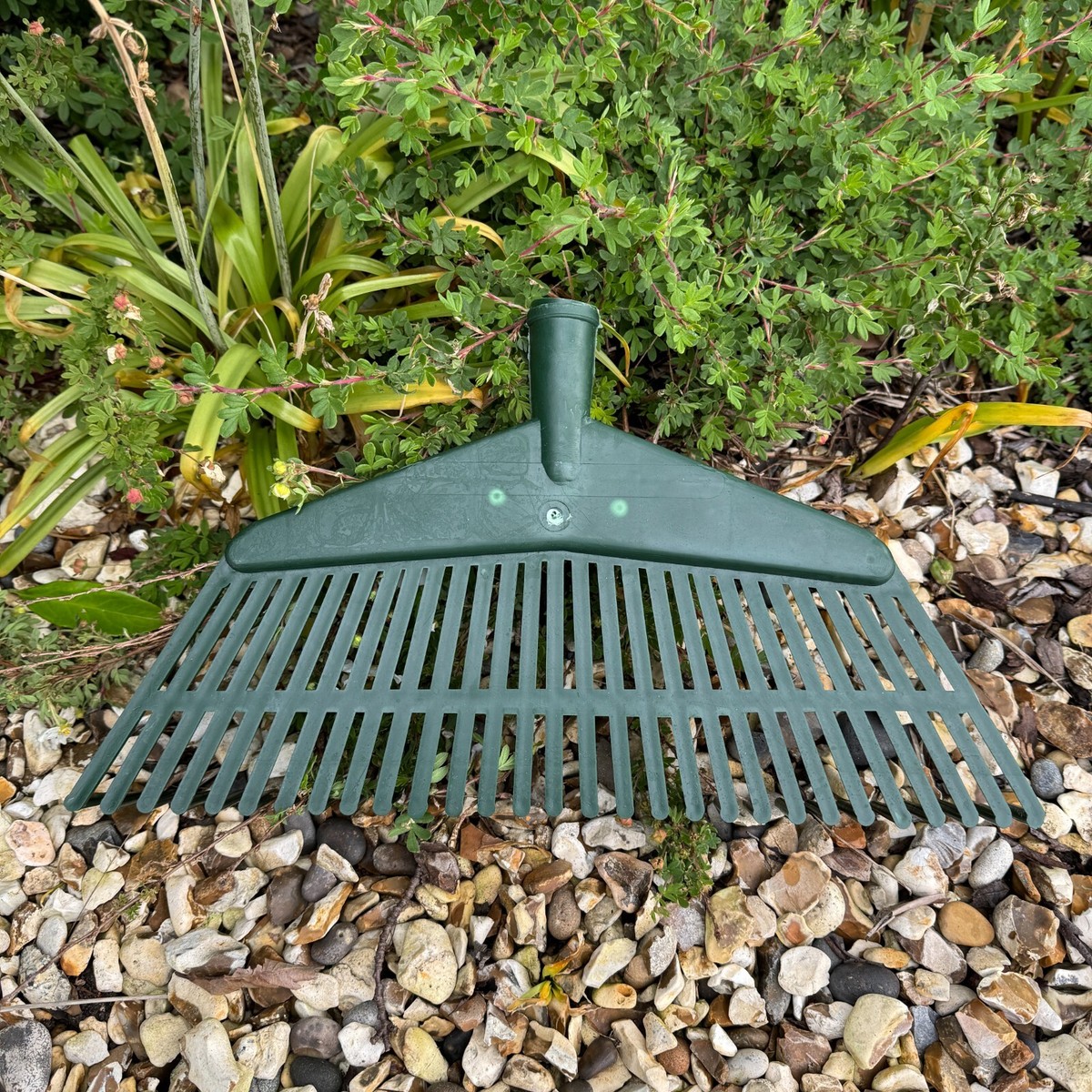 Rake For Gardening 39cm Wide 25 Tooth Heavy Duty Plastic Rake Head ...