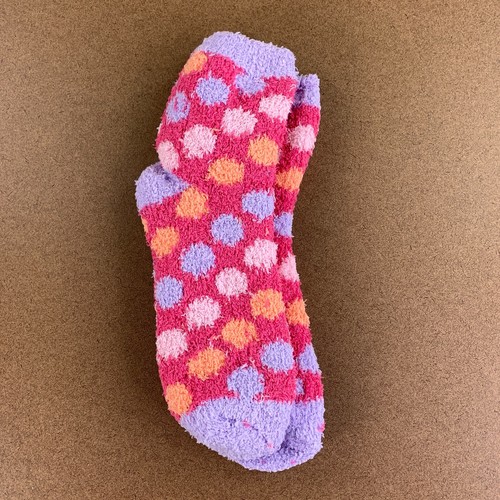 Mary Kay Women's One Size Pink Purple Polka Dot Mint Bliss Fuzzy Socks ...