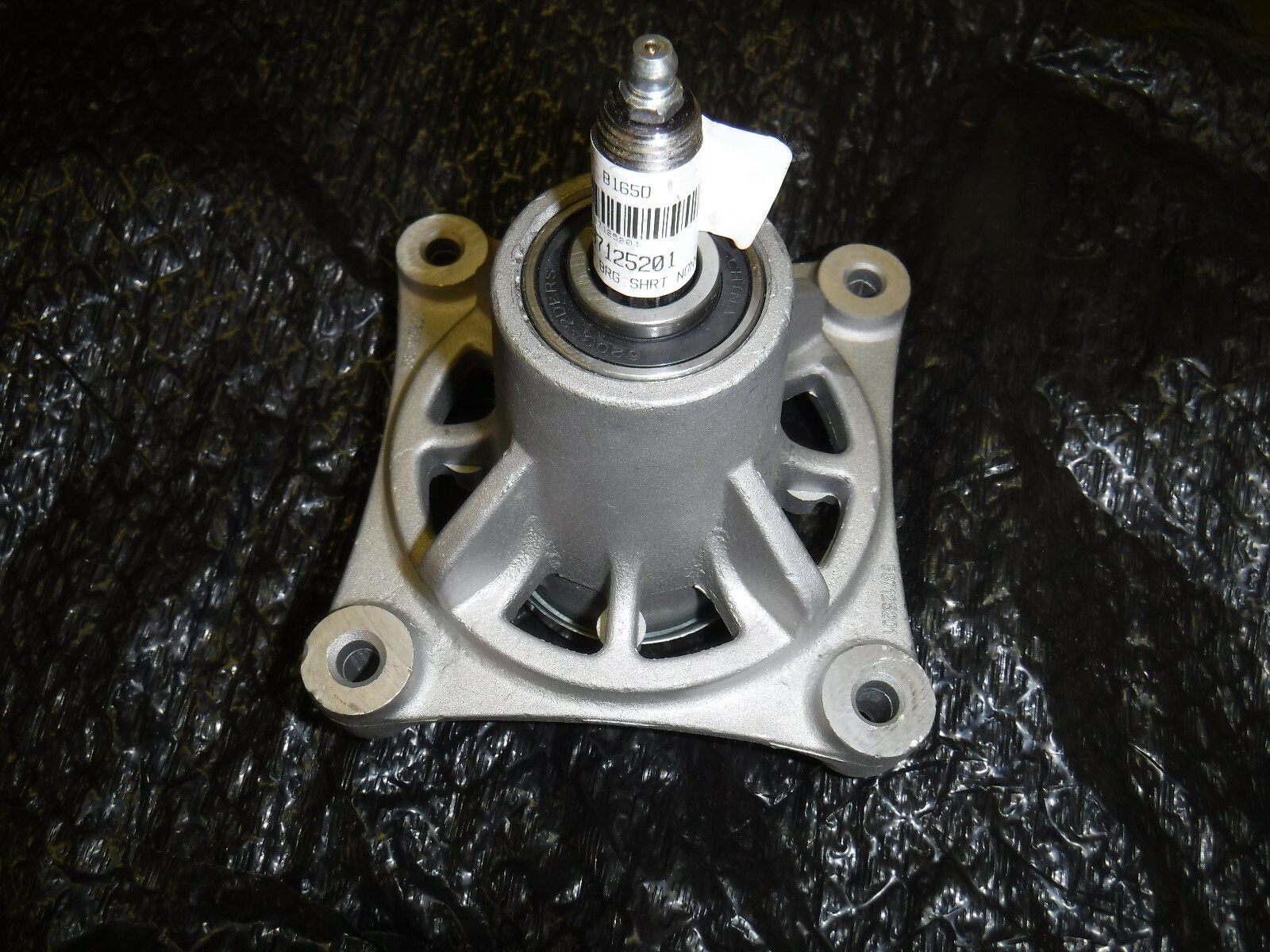 HUSQVARNA 532174357 SAME AS 587125201 MANDREL ASSY. OEM ORIGINAL | eBay